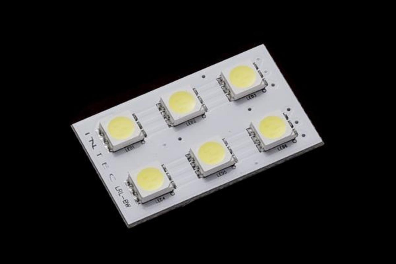 インテック RRL-BWS LEDルームランプ S/WHタイプB | カー用品 バルブ・HID LEDバルブを通販で購入する | 中古カー＆バイク用品の販売ならアップガレージ