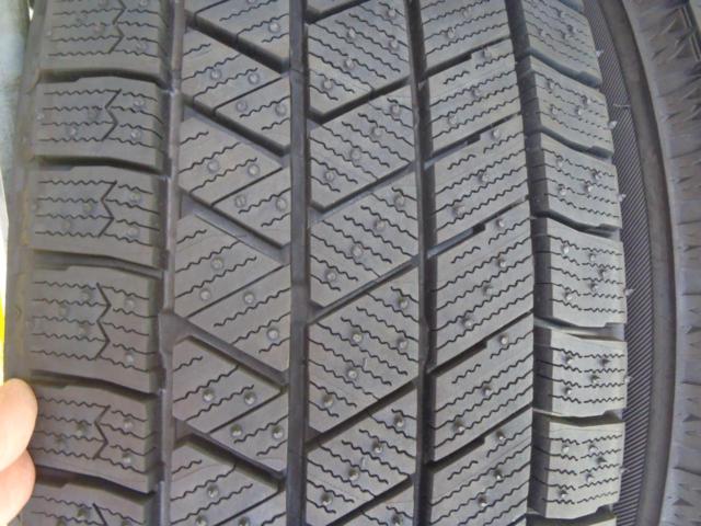 BRIDGESTONE BLIZZAK VRX3 195/60-16 2022年製造 新品タイヤ4本セット | カー用品 スタッドレスタイヤ 16インチスタッドレスタイヤを通販で購入する ...
