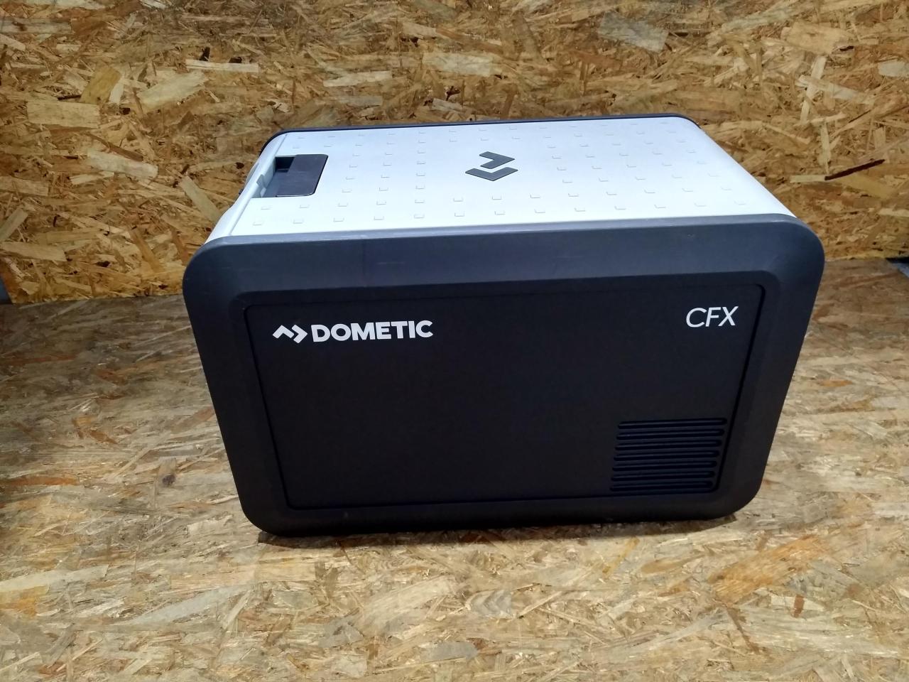 DOMETIO ポータブル2wayコンプレッサー 冷凍庫、冷蔵庫 品番:CFX3 35 | 中古品 | アップガレージ 尾張旭店 | カー用品 ...