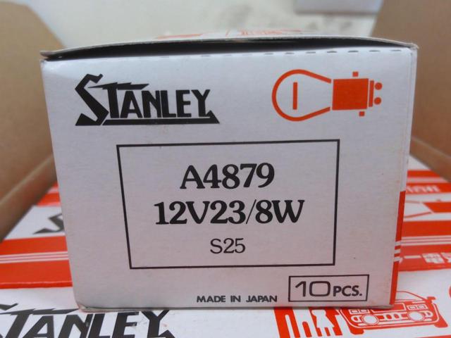 STANLEY A4879 12V23/8W S25 120個入り | カー用品 バルブ・HID ハロゲンバルブを通販で購入する | 中古カー ...