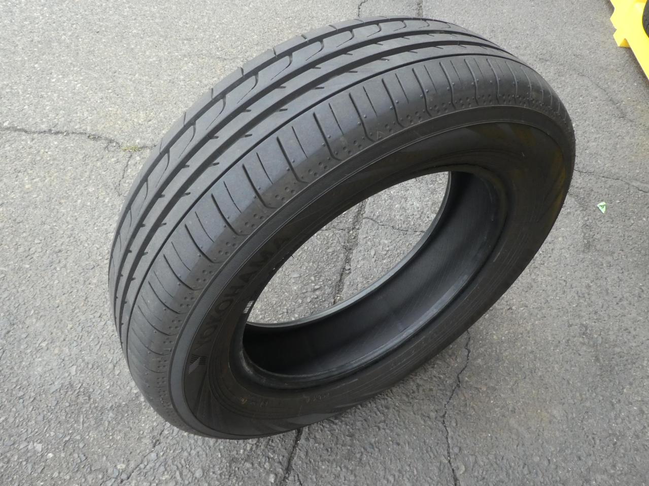 ※1本※ YOKOHAMA BluEarth RV-02 CK 185/65-15 1本 (T04019) | カー用品 タイヤ 15インチタイヤを通販で購入する | 中古カー＆バイク用品の ...