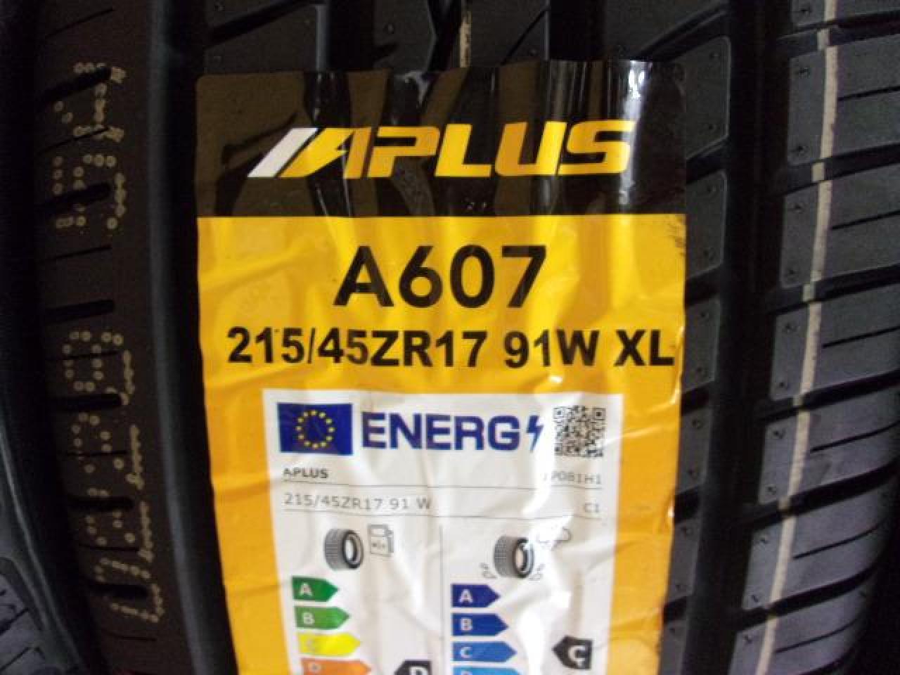 APLUS A607 215/45R17 | カー用品 タイヤ 17インチタイヤを通販で購入する | 中古カー＆バイク用品の販売ならアップガレージ