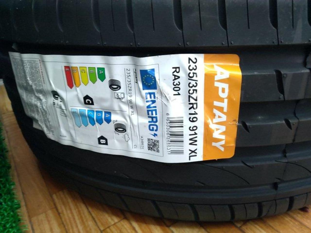 APTANY RA301 235/35R19 | カー用品 タイヤ 19インチタイヤを通販で購入する | 中古カー＆バイク用品の販売ならアップガレージ