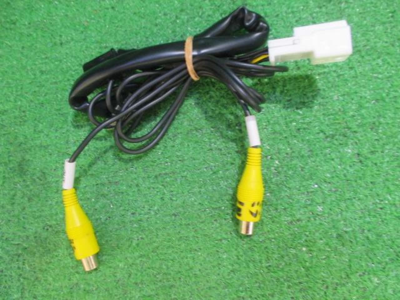 DataSystem(R-SPEC/データシステム)) RCA042N リアカメラ接続アダプター | カー用品 カーAVアクセサリー ナビアクセサリーを通販で購入する | 中古カー＆バイク用品 ...