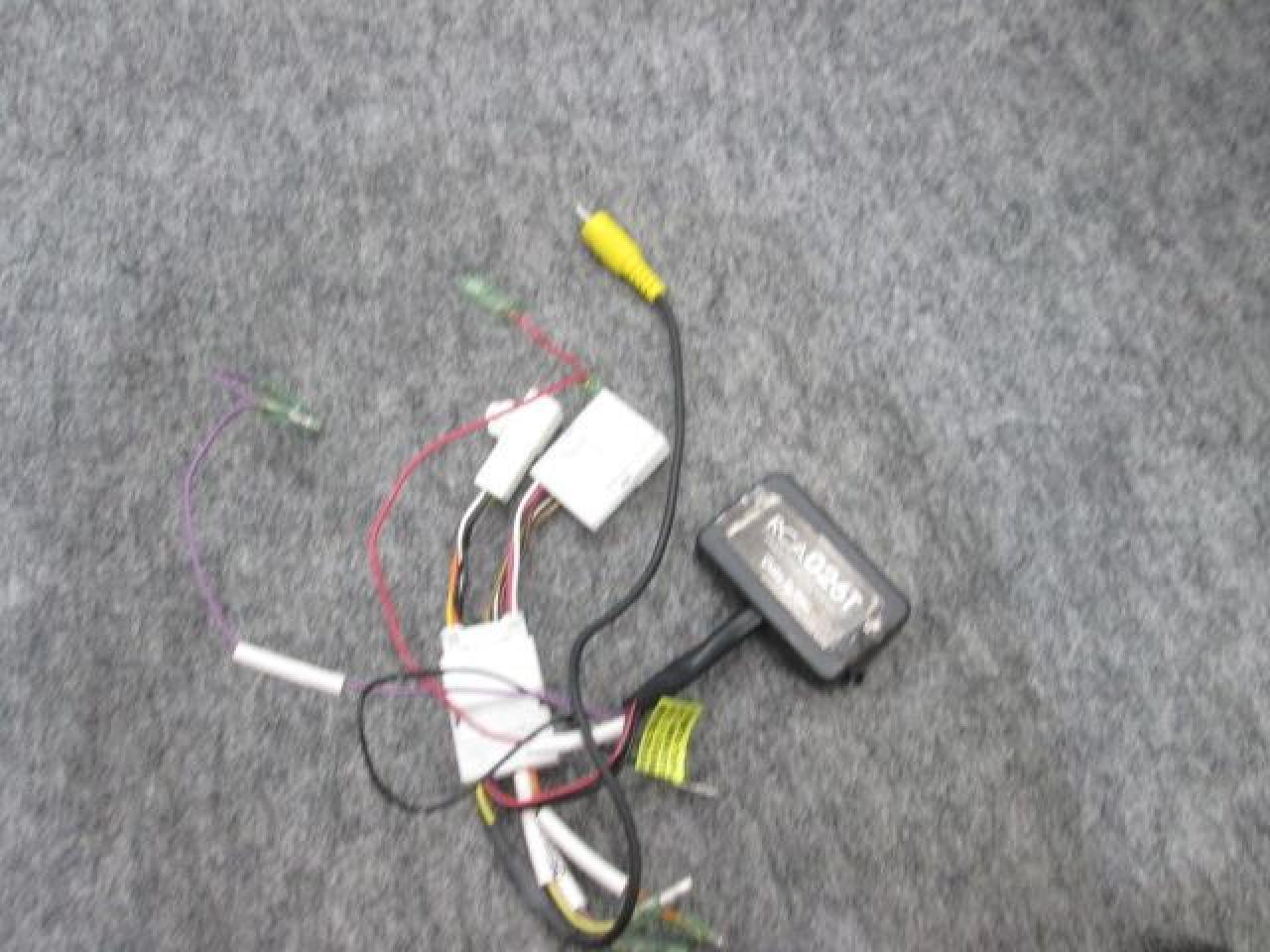 Data system カメラ接続アダプター 品番:RCA026T | カー用品 カーAVアクセサリー オーディオカプラー・ケーブル類を通販で購入する | 中古カー＆バイク用品の販売ならアップガレージ