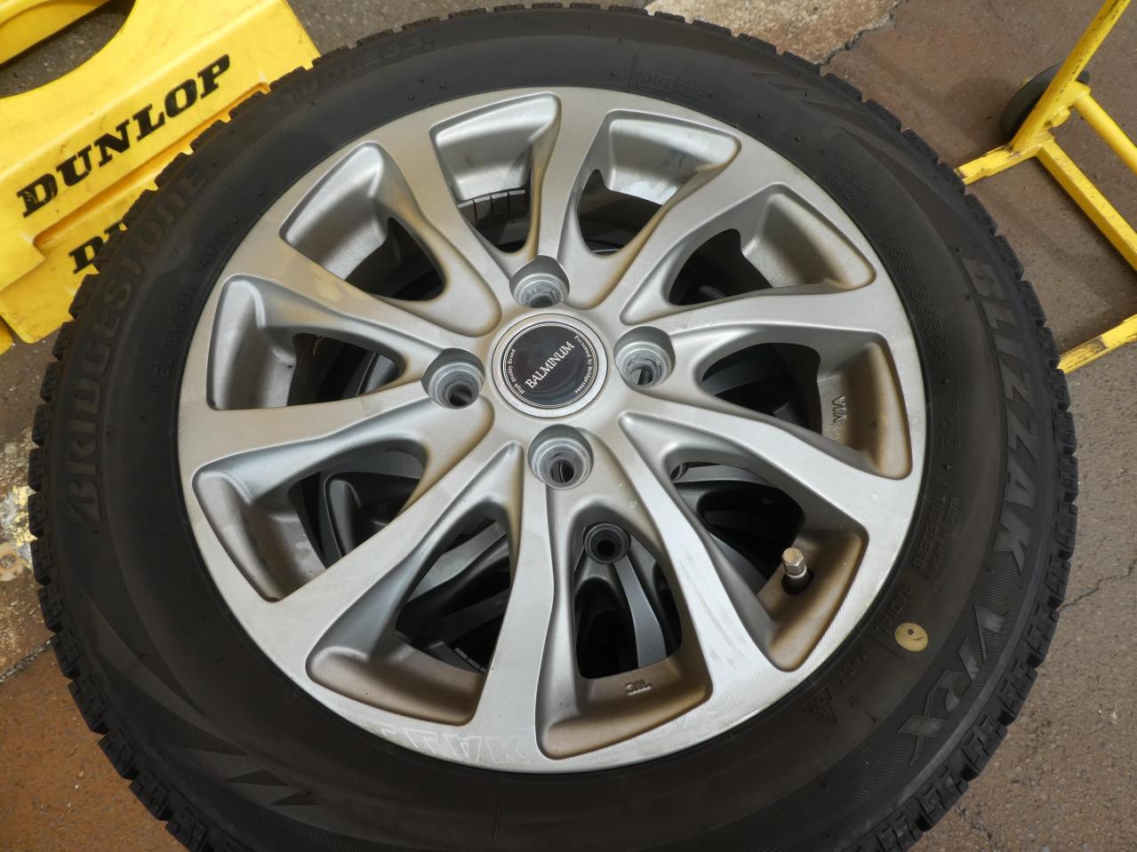 BRIDGESTONE BALMINUM TR10 + BRIDGESTONE BLIZZAK VRX (T10079) | カー用品 ...