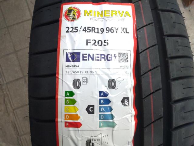 MINERVA F205 | カー用品 タイヤ 19インチタイヤを通販で購入する | 中古カー＆バイク用品の販売ならアップガレージ