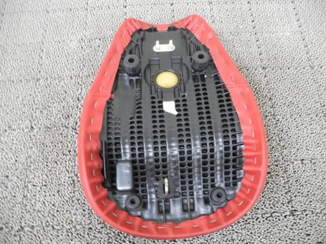 HONDA(ホンダ) スーパーカブ JA58 品番77100-K0G-9000 | バイク用品 外装 シート(二輪)を通販で購入する | 中古 ...