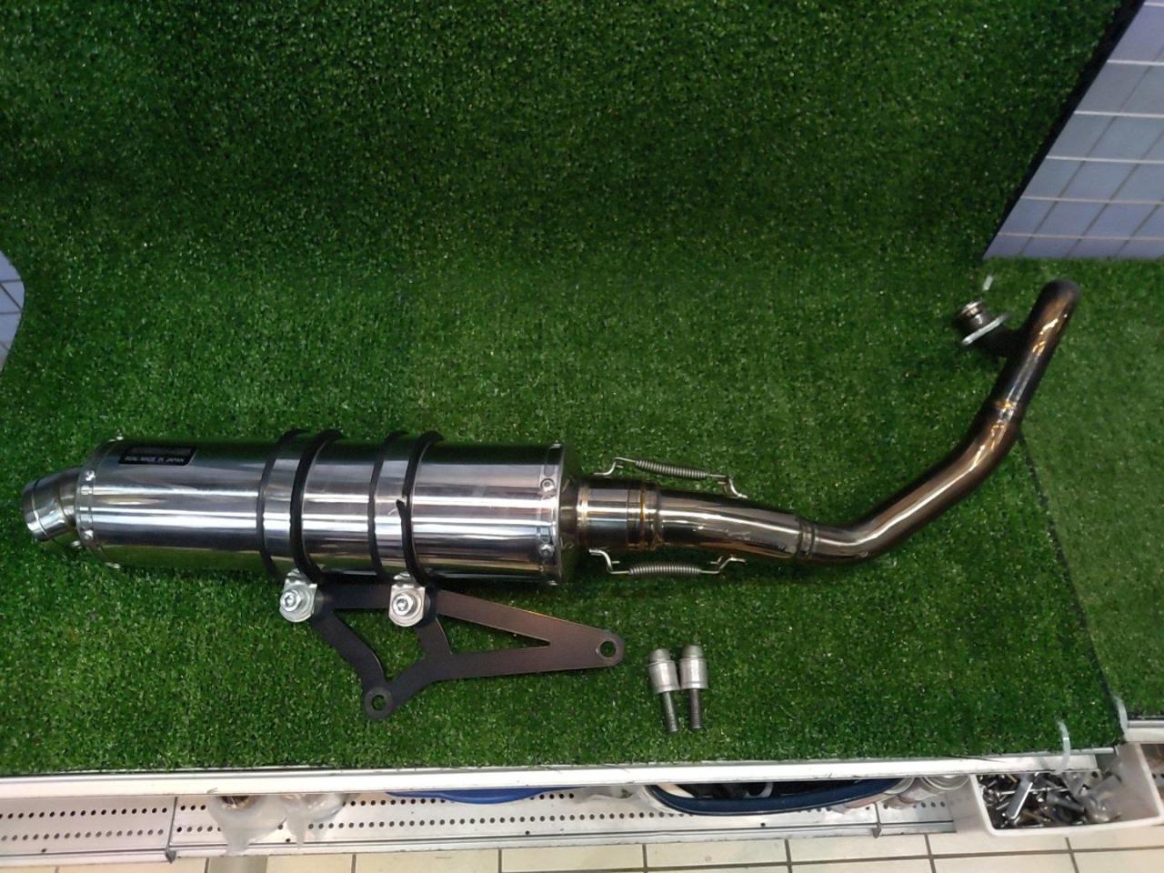 【BEAMS ビームス】 PCX125/JF81 PCX150/KF30 PCXハイブリッド/JF84 18-20 R-EVO2 ステンレス フルエキゾースト マフラー | 中古品 | アップ ...