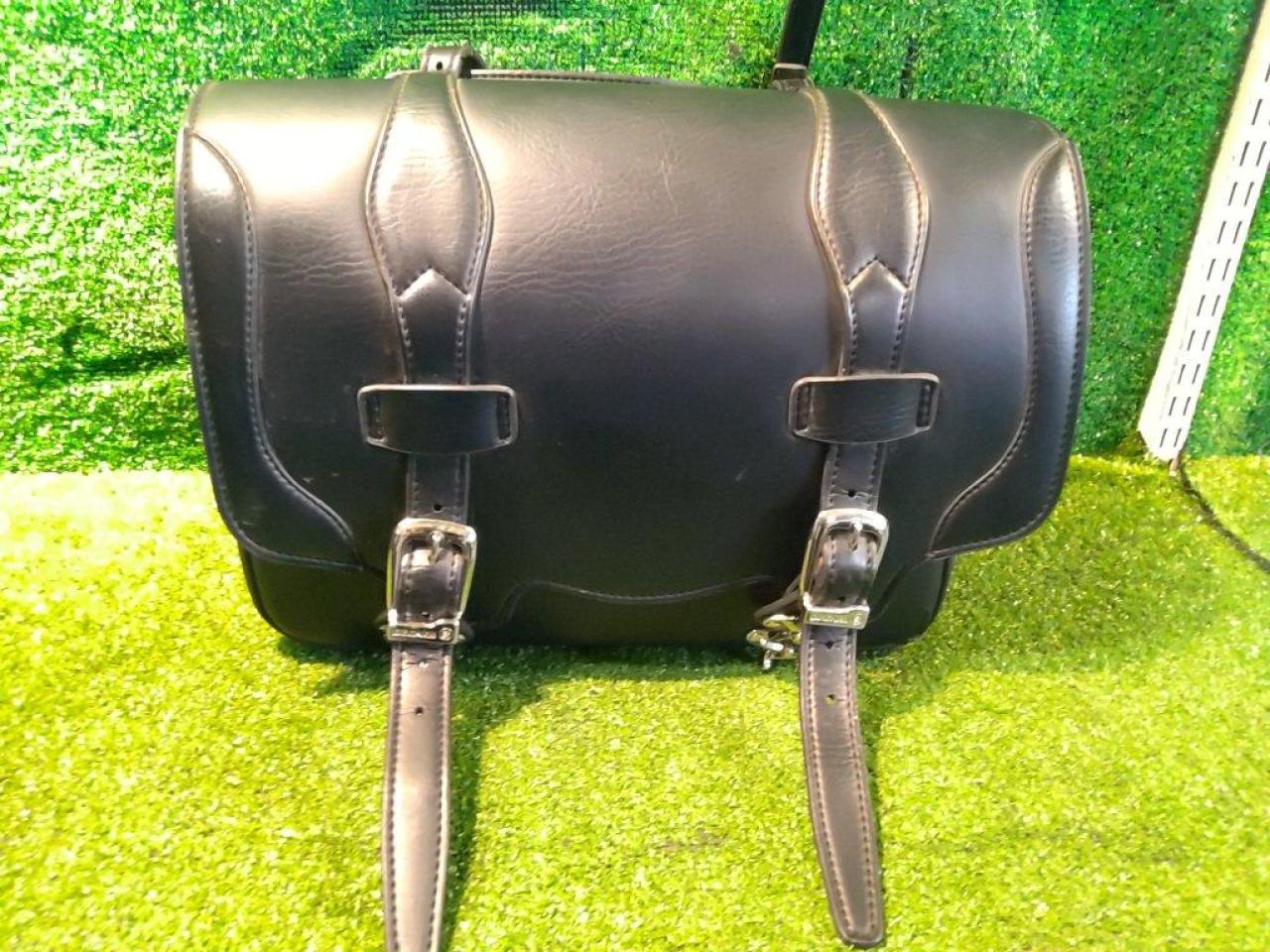 DEGNER(デグナー)】DSB-3 シンセティックレザーサドルバッグ | バイク用品 ツーリング用品 バッグ(二輪)を通販で購入する | 中古カー＆バイク用品の販売ならアップガレージ