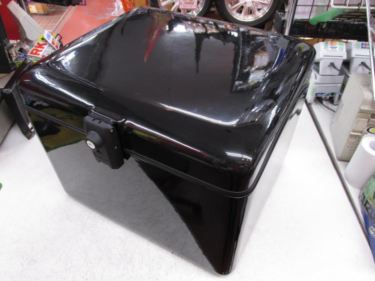 JMS(ジェイエムエス) NEWラゲージBOX M(セキュリティ仕様) 【容量約49L】 | 新古品 | アップガレージ ライダース大阪松屋町 ...