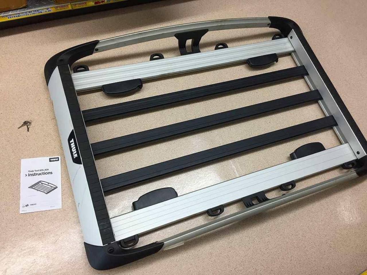 大幅値下げ】THULE 823 ルーフラック トレイル823 | 中古品 | アップガレージ 金沢店 | カー用品 キャリア その他キャリアを ...