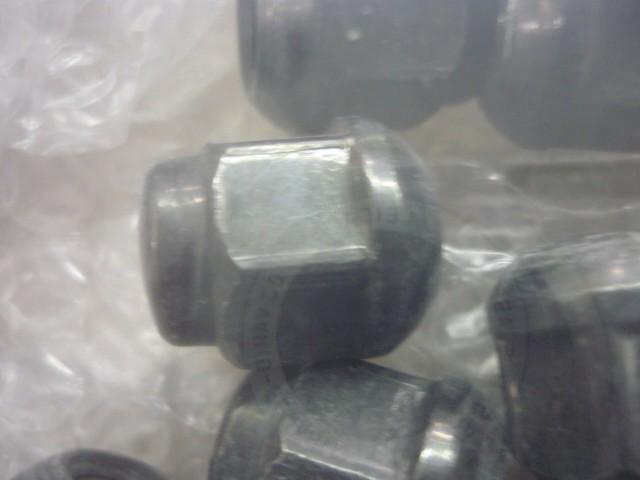 HONDA（ホンダ） シビックタイプR/FD2純正ホイールナット 20個入 | 中古品 | アップガレージ 水戸店 | カー用品 タイヤ ...