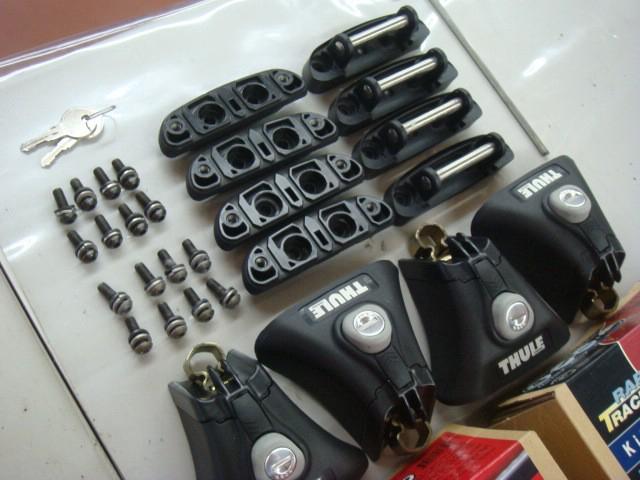 THULE キャリアフット：4700、取付キット：KIT4719、キャリアバー：760 (N08275) | 中古品 | アップガレージ 新潟 ...