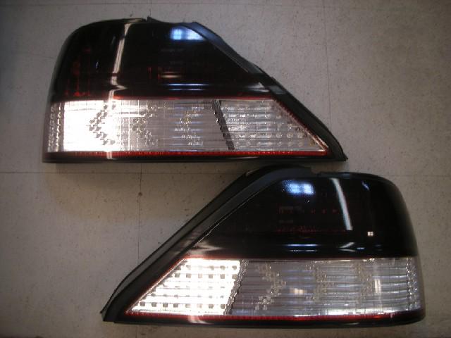 NISSAN（ニッサン） 純正加工LEDテールレンズ | カー用品 ボディパーツ テールレンズを通販で購入する | 中古カー＆バイク用品の販売 ...