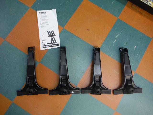 THULE 953 フットセット | カー用品 キャリアを通販で購入する | 中古カー＆バイク用品の販売ならアップガレージ