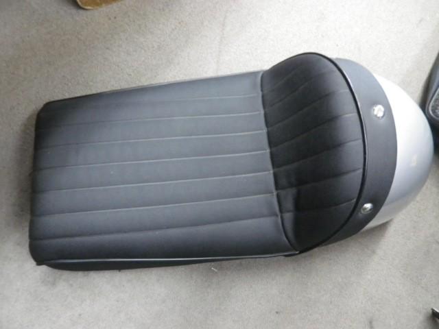 HONDA（ホンダ）ドリーム50純正シート&シートカウル | バイク用品 外装 シート(二輪)を通販で購入する | 中古カー＆バイク用品の販売 ...