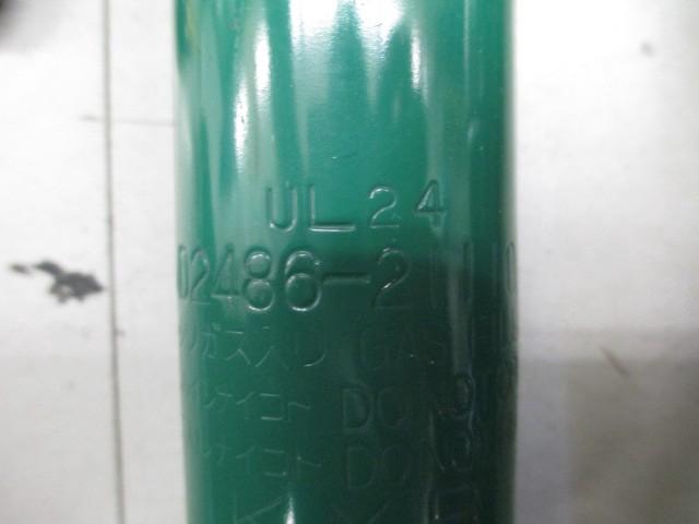 MODELLISTA アブソーバー 200系ハイエース 品番D2486-21110 2本・D2487-21110 2本 | 中古品 | アップ ...