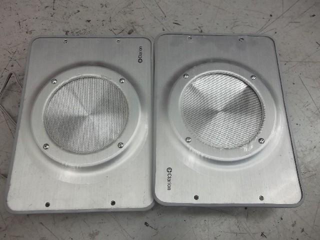 Clarion SKA-056 12cmコーン型スピーカー | 中古品 | アップガレージ 熊本店 | カー用品 スピーカー 埋め込みスピーカーを通販で購入する | 中古カー＆バイク用品の販売 ...