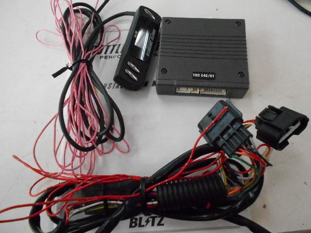 BLITZ(ブリッツ) THROTTLE CONTROLLER スロットルコントローラー TRC 04C/01 | カー用品 電装系 チューニング電装を通販で購入する | 中古カー＆バイク用品 ...