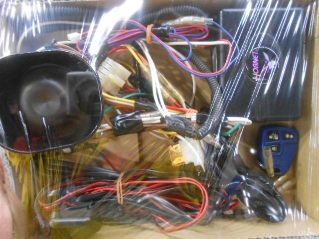 ワケアリ 加藤電気 HORNET V820 | カー用品 電装系 セキュリティを通販で購入する | 中古カー＆バイク用品の販売ならアップガレージ