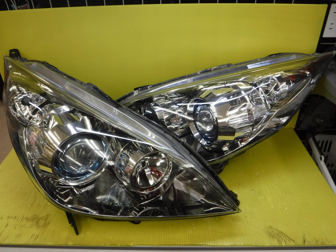 ホンダ純正(HONDA) ステップワゴン RG1 スパーダ後期純正HHIDヘッドライト 左右セット | 中古品 | アップガレージ 津店 ...