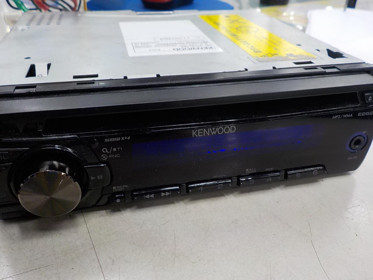 KENWOOD E262 | カー用品 ヘッドユニット CDチューナーを通販で購入する | 中古カー＆バイク用品の販売ならアップガレージ