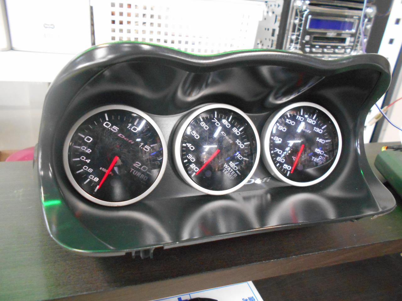 Defi(デフィ) BFリンクメーター 3連(ブースト、水温、油温) + Defi3連メーターフードセット!! ★GDBインプレッサオーナー必見!!★ | 中古品 | アップガレージ 千葉中央 ...