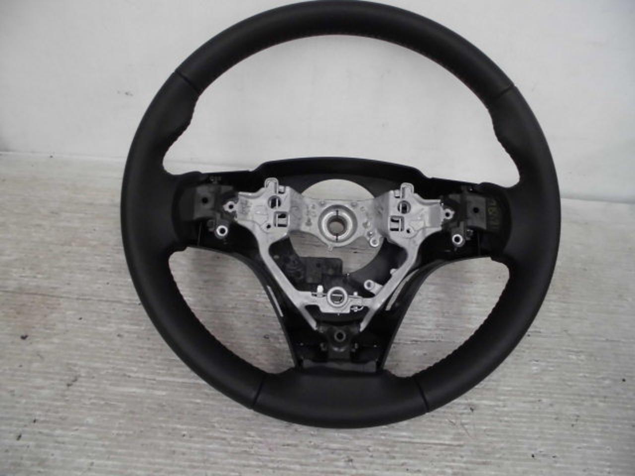 TOYOTA 純正レザーステアリング GS120-05940 | カー用品 インテリア ステアリングを通販で購入する | 中古カー＆バイク用品の販売ならアップガレージ