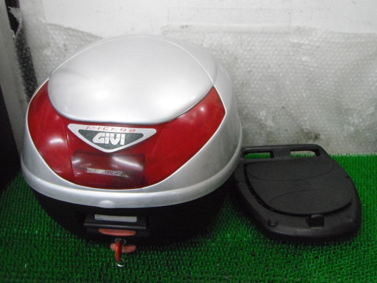 GIVI E260モノロックケース | バイク用品 ツーリング用品 BOX(二輪)を通販で購入する | 中古カー＆バイク用品の販売ならアップガレージ