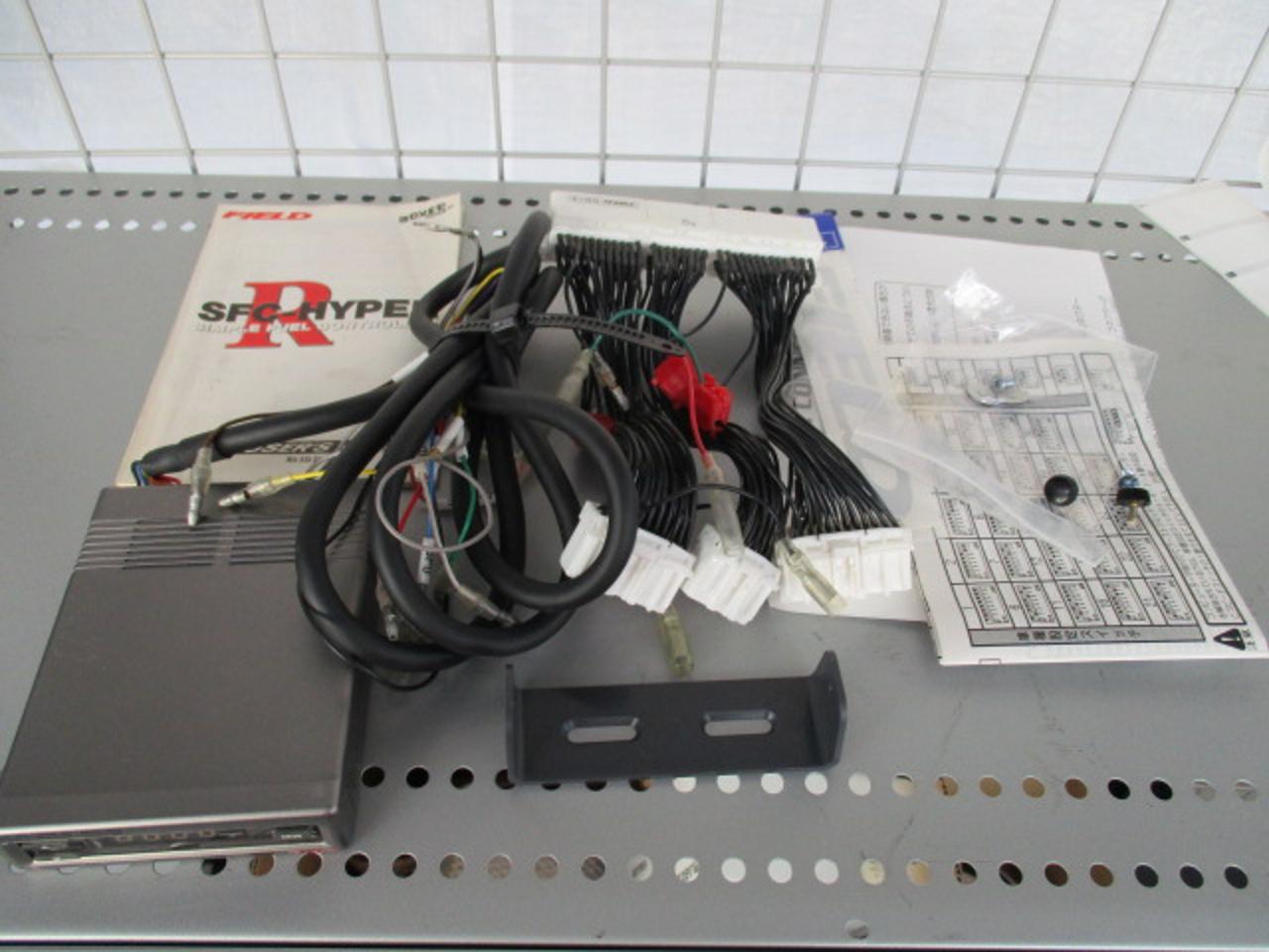フィールド技研 FIELD SFC-HYPER R + ワンタッチカプラー CN-3 | 中古品 | アップガレージ 奈良橿原店 | カー用品 ...