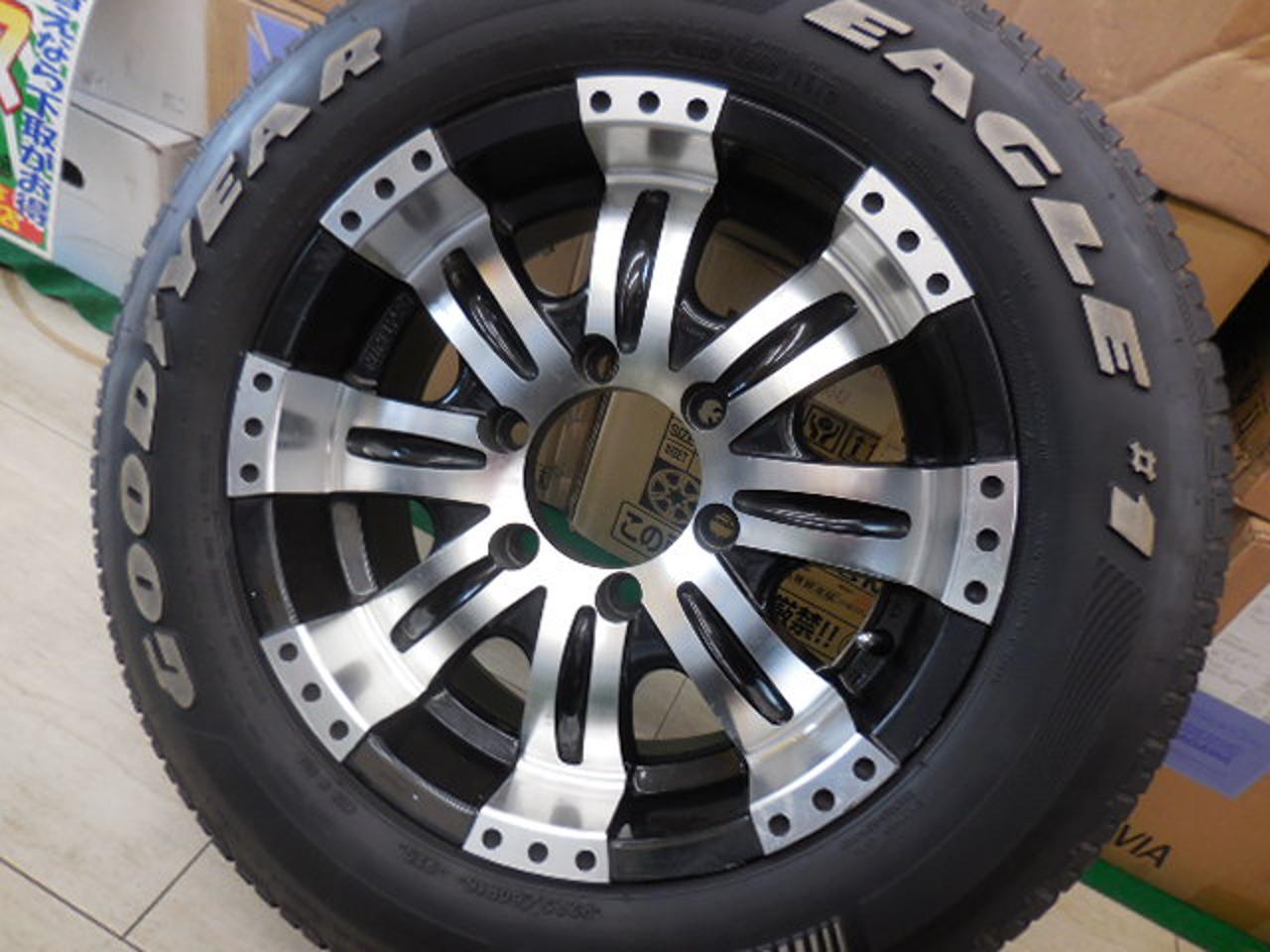 FLEDERMAUS(フレーダーマウス) CUERVO(クエルボ) 8 (for HIACE) + GOODYEAR NASCAR ♯1 ...