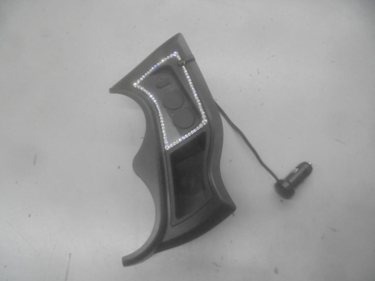 YAC フロントコンソール電源BOX SY-A6 | カー用品 アクセサリーを通販で購入する | 中古カー＆バイク用品の販売ならアップガレージ