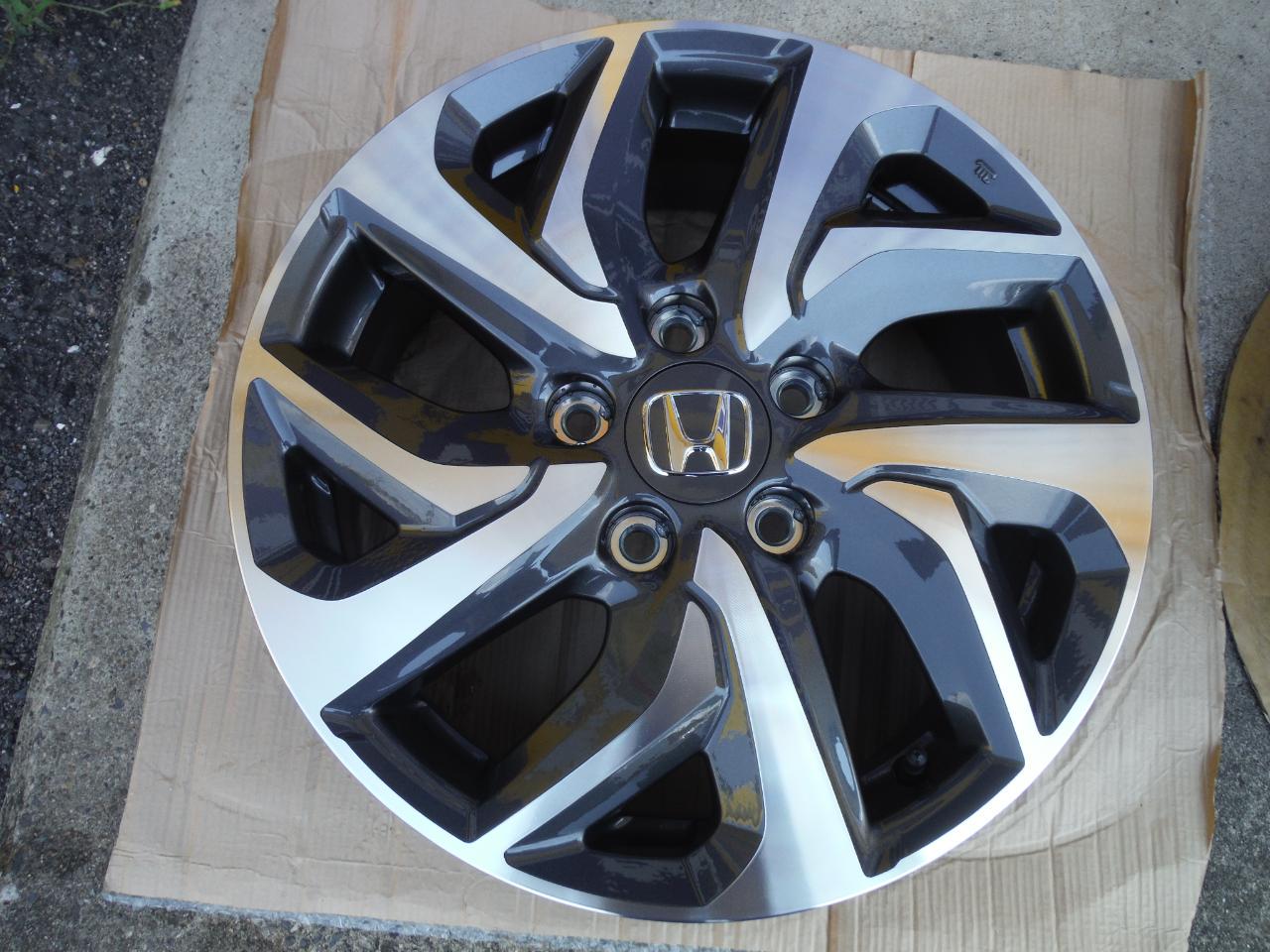 ホンダ純正(HONDA) HONDA RP3 ステップワゴンスパーダ純正 | カー用品 アルミホイール 16インチホイールを通販で購入する ...