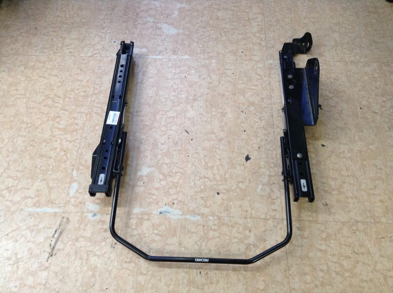 RECARO リクライニングシートレール | カー用品 シート シートレール(レカロ)を通販で購入する | 中古カー＆バイク用品の販売なら ...