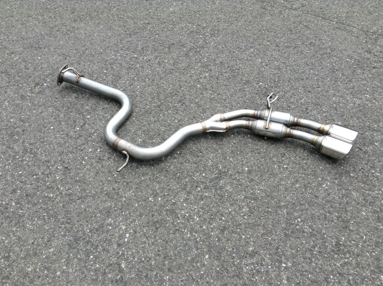 MODELLISTA スクエアデュアルマフラー | カー用品 吸気・排気系 マフラーを通販で購入する | 中古カー＆バイク用品の販売ならアップガレージ