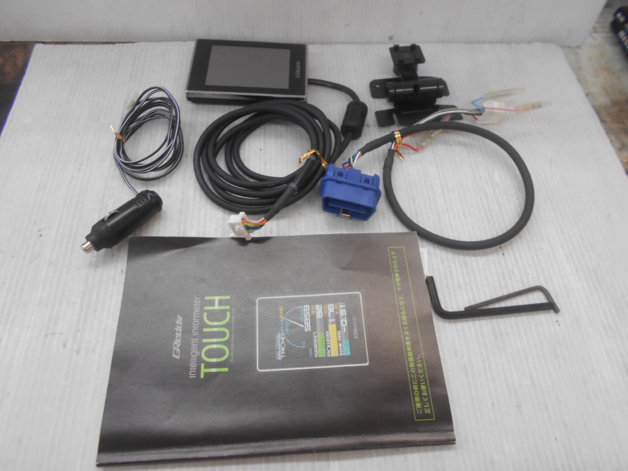 TRUST Intelligent Infometer TOUCH インフォメーター タッチ | カー用品 メーター系 メーターを通販で購入する | 中古カー＆バイク用品の販売ならアップガレージ