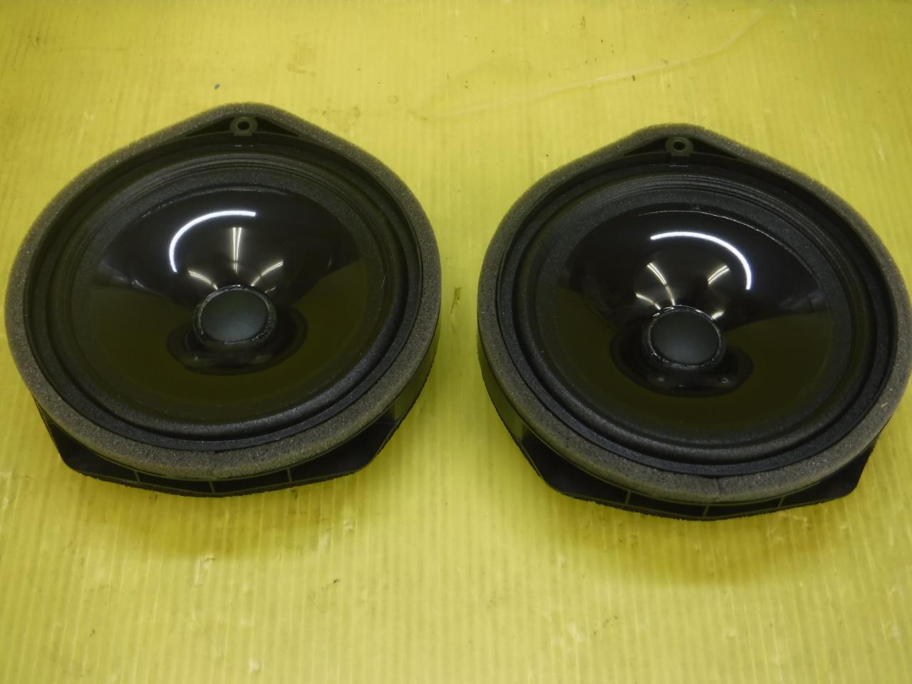 純正スピーカー 2個セット | カー用品 スピーカー 埋め込みスピーカーを通販で購入する | 中古カー＆バイク用品の販売ならアップガレージ