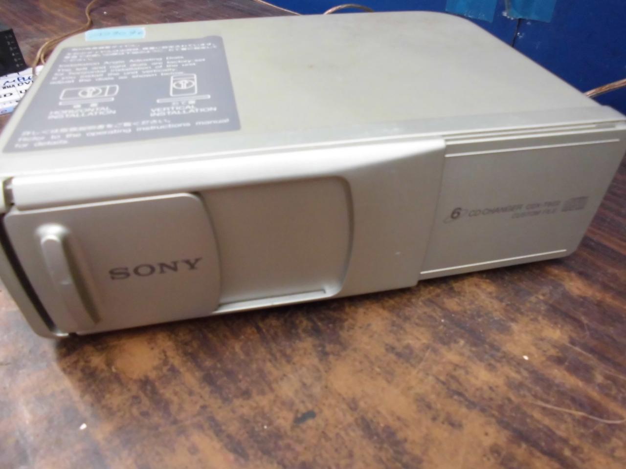 SONY CDX-T602 | カー用品 ヘッドユニット CDチェンジャーを通販で購入する | 中古カー＆バイク用品の販売ならアップガレージ