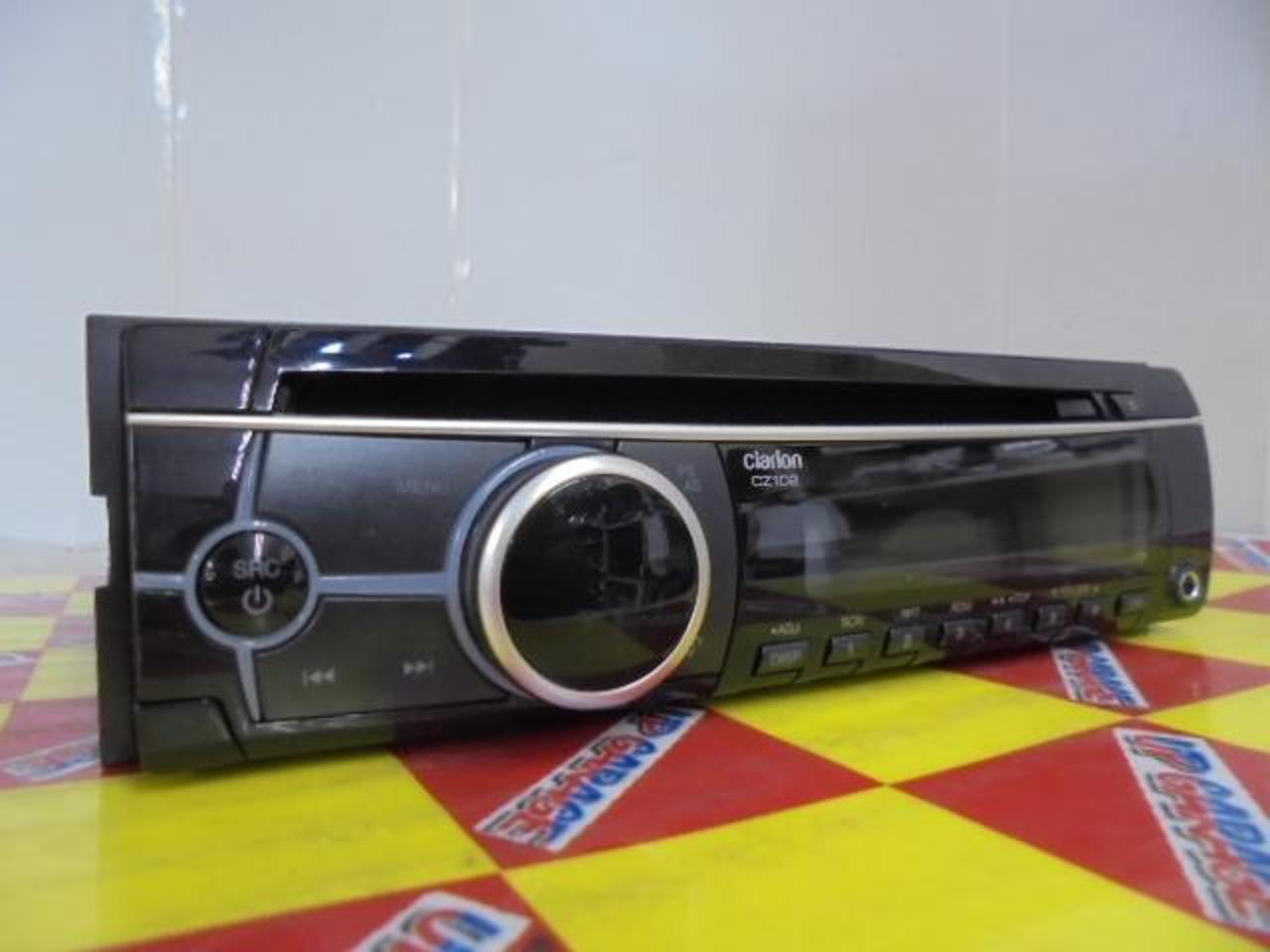 Clarion CZ102 | カー用品 ヘッドユニット CDチューナーを通販で購入する | 中古カー＆バイク用品の販売ならアップガレージ
