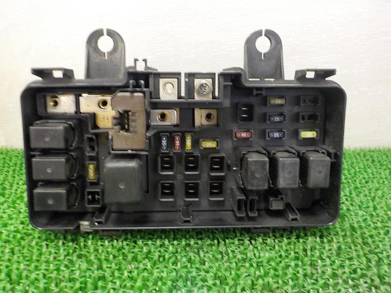 HONDA S2000純正エンジンルームヒューズボックス | 中古品 | アップガレージ 横浜町田総本店 | カー用品 電装系 電装パーツを ...