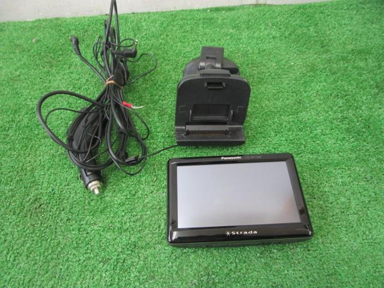 Panasonic CN-MP150D 【歩行モード「おでかけウォーク」新搭載,市街地図を新たに収録するなど充実のナビ機能】 ’09年モデル ...