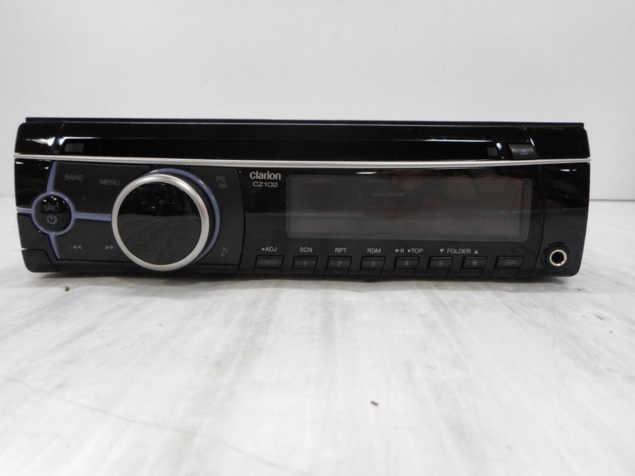 Clarion CZ102 【☆フロントAUXでポータブルオーディオと簡単接続♪☆】 | 中古品 | アップガレージ 広島五日市店 | カー ...