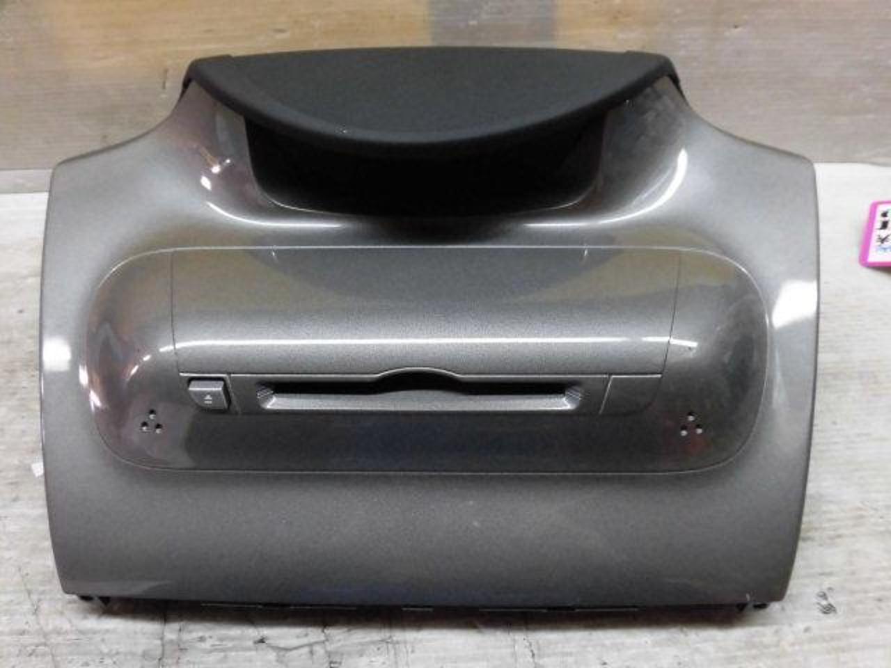 トヨタ純正 KGJ10 iQ純正異型パネルCDチューナー 86120-74020 CQ-JS0800AD | カー用品 ヘッドユニット CD ...