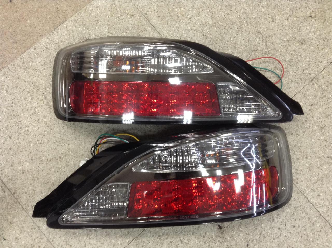 WISE SQUARE LEDテール | カー用品 ボディパーツ テールレンズを通販で購入する | 中古カー＆バイク用品の販売ならアップガレージ