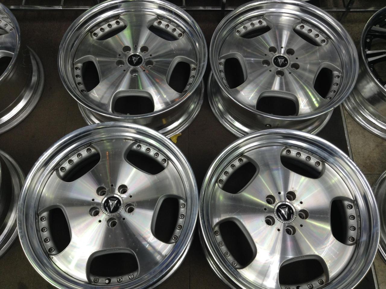 WORK(ワーク) RYVER(レイバー) DT3-EVO | カー用品 アルミホイール 20インチホイールの通販 | アップガレージ 中古 ...