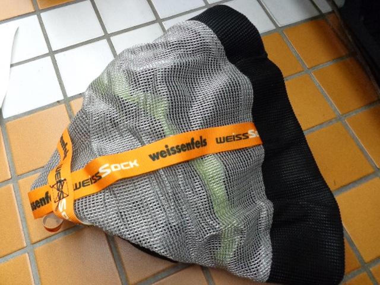 Weissenfels バイセンスフェルス TG:S79 WEISS SOCK | 新古品 | アップガレージ 小牧南インター店 | カー用品 タイヤホイール関連 チェーンを通販で購入する ...