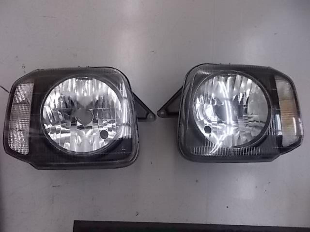 SUZUKI JB23W ジムニー 純正ヘッドライト | カー用品 ボディパーツ ヘッドライトを通販で購入する | 中古カー＆バイク用品の販売ならアップガレージ