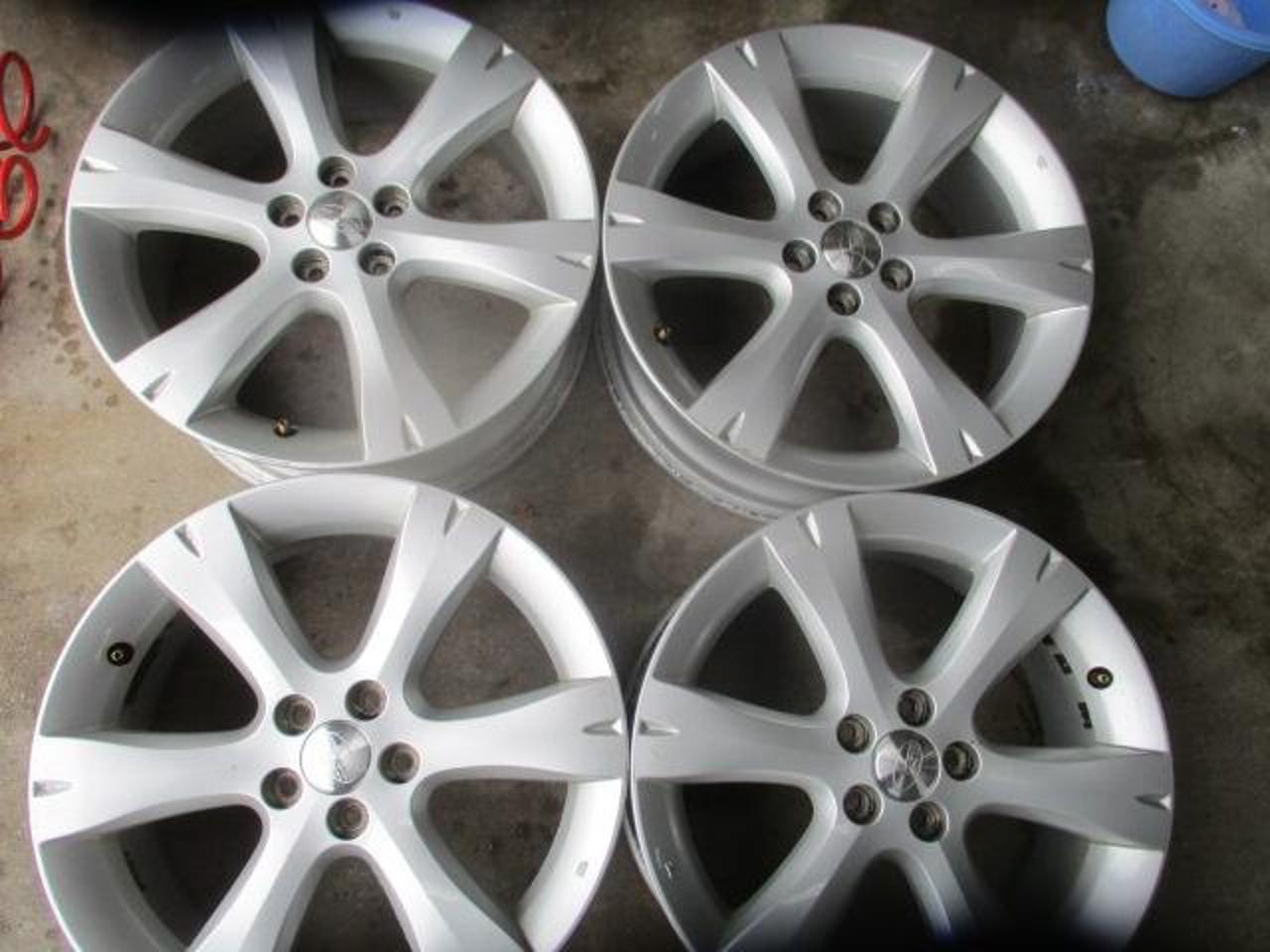 スバル純正(SUBARU) 6本スポークアルミホイール | カー用品 アルミホイール 17インチホイールを通販で購入する | 中古カー＆バイク ...