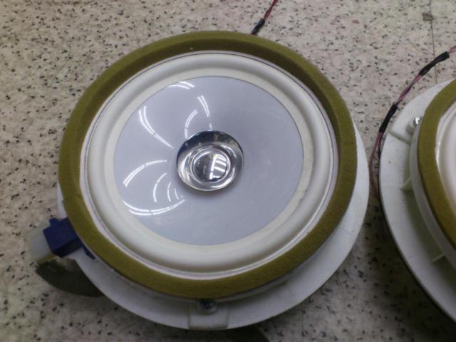 SUZUKI 純正OPスピーカー ホワイト (39102-85K12) | 中古品 | アップガレージ 尼崎インター店 | カー用品 スピーカー 埋め込みスピーカーを通販で購入する | 中古 ...